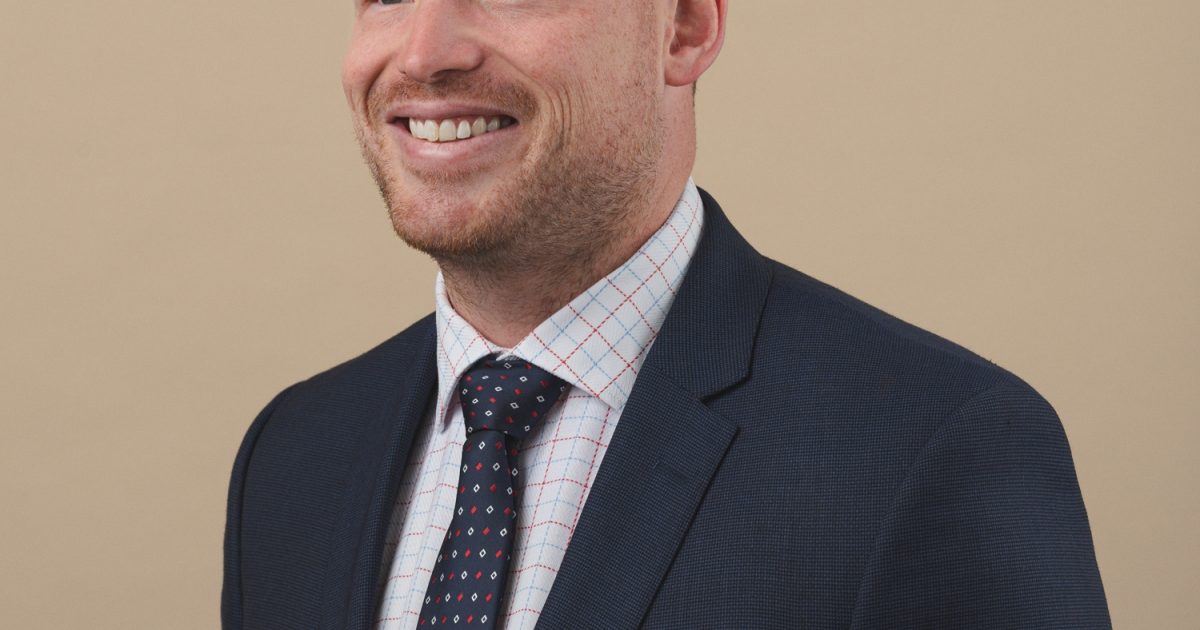 Equipe Advisory • Luke Francesca